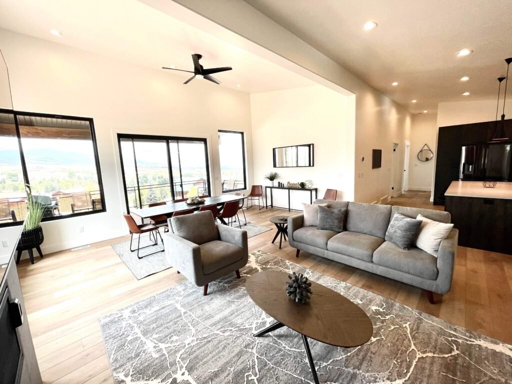 Steadfast Custom Homes